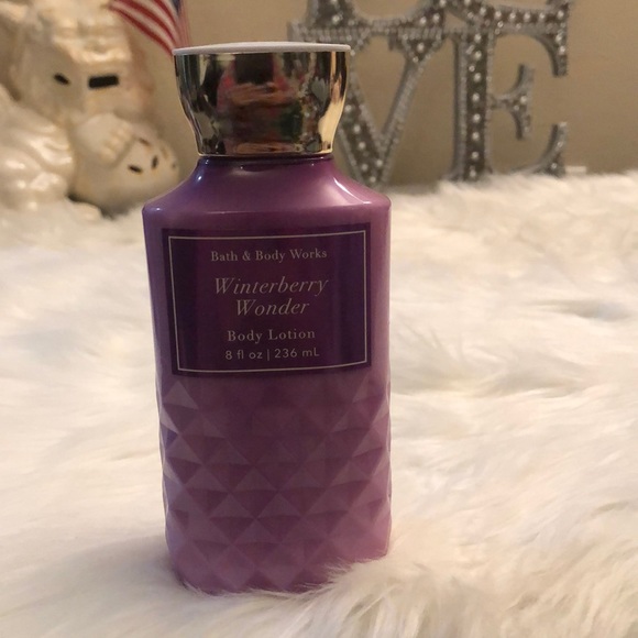 Bath & Body Works | Bath & Body | Nwt Bath Body Works Winterberry ...